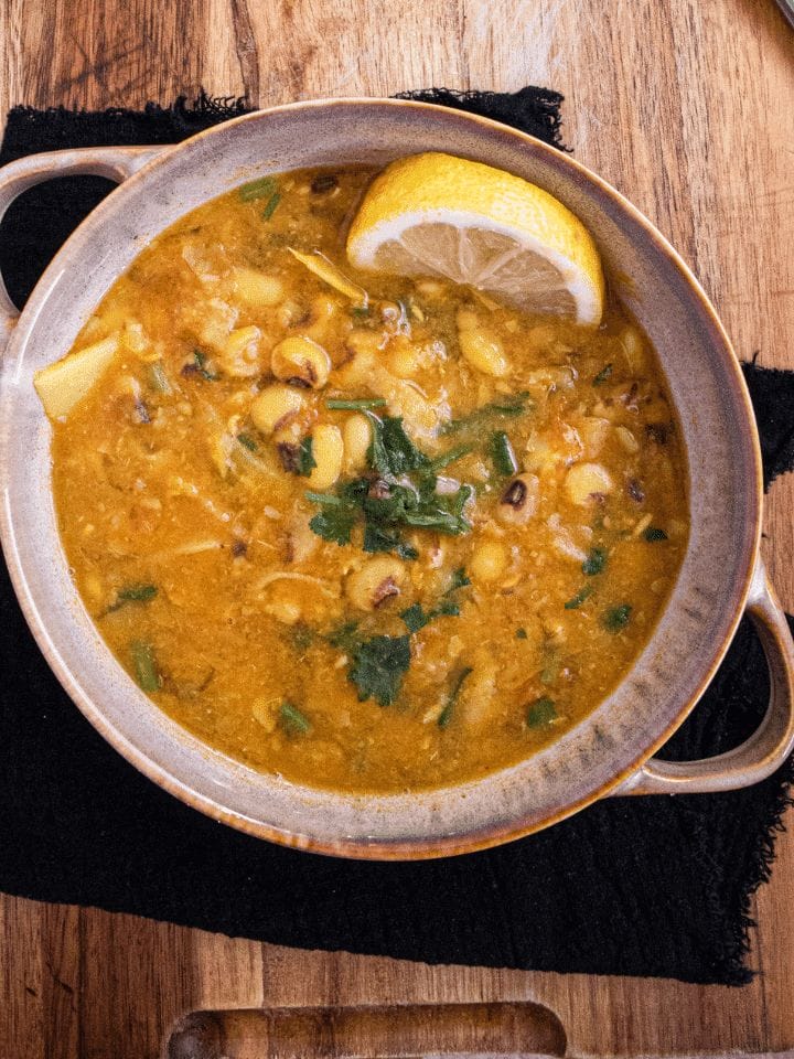 Easy Nepalese Aloo Bodi Tama Recipe