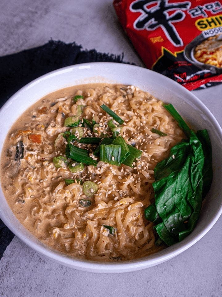 Stir Fry Shin Ramyun (Quick Ramen Egg Recipe)